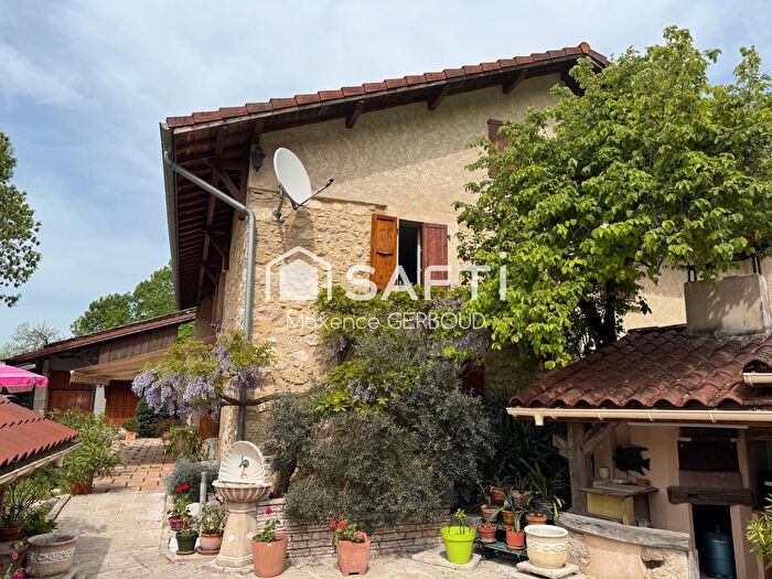 Maison à vendre - Saint-Gervais - 8 pièces - 5 chambres