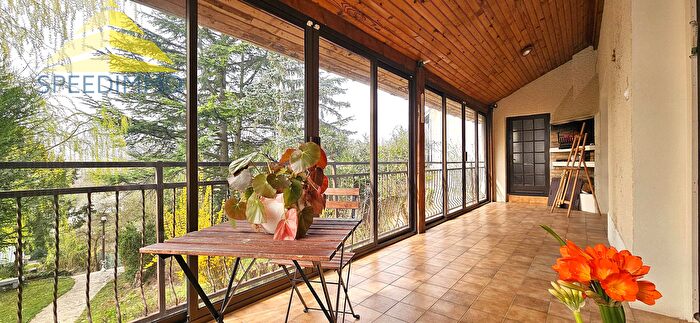 Maison à vendre - Mandres-les-Roses - 6 pièces - 3 chambres