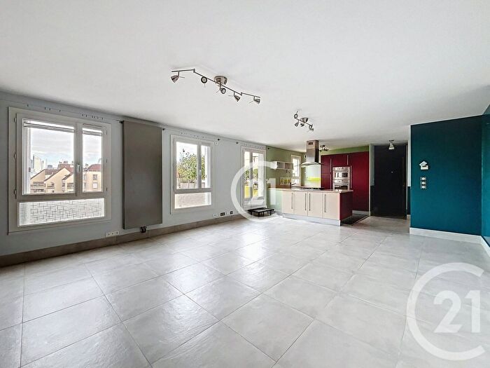 Appartement à louer - Nanterre - 4 pièces - 3 chambres