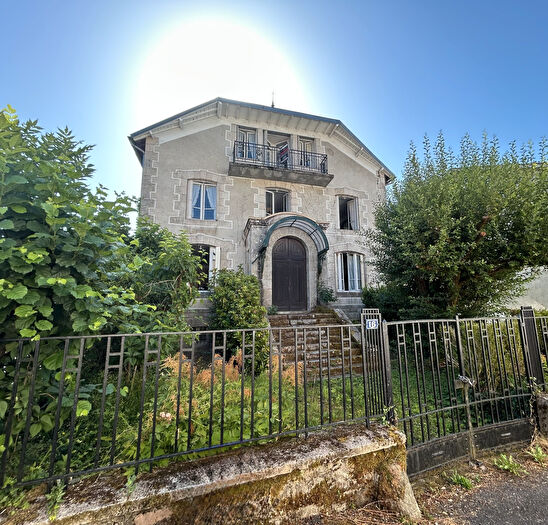 Maison 11 pièces à vendre - Corrèze