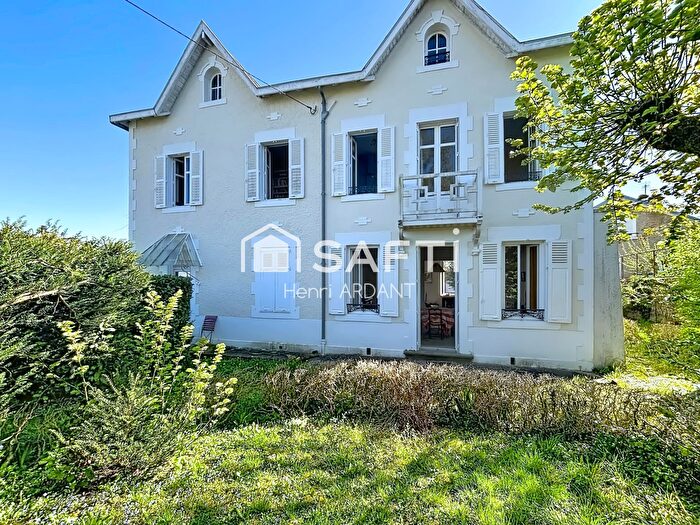Maison 7 pièces à Limoges, Aurence, Corgnac, Cité universitaire, Beaublanc, à vendre