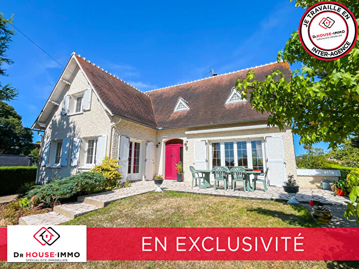 Châtellerault, Est - Maison 8 pièces à vendre