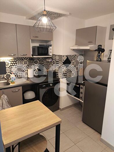 Appartement à louer - Bègles, Dorat, Verdue - 2 pièces - 1 chambre