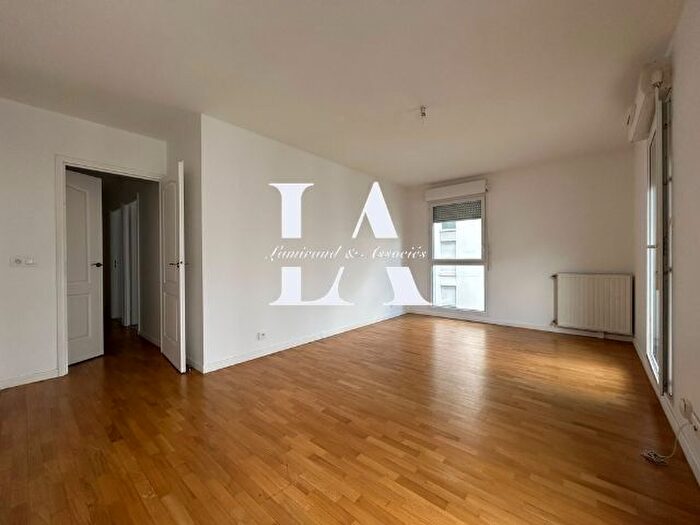 Appartement 3 pièces à louer - Nanterre, Parc Nord