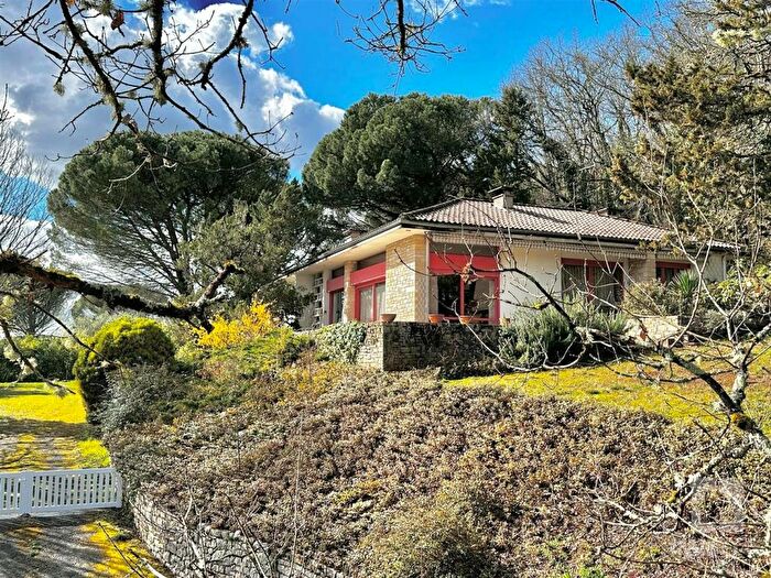 Maison à vendre - Cahors, Centre-ville - 7 pièces - 6 chambres