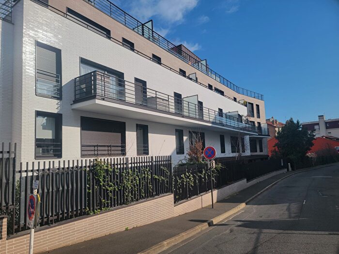 Appartement à louer - Châtillon, Savoie, Brossolette - 4 pièces - 3 chambres