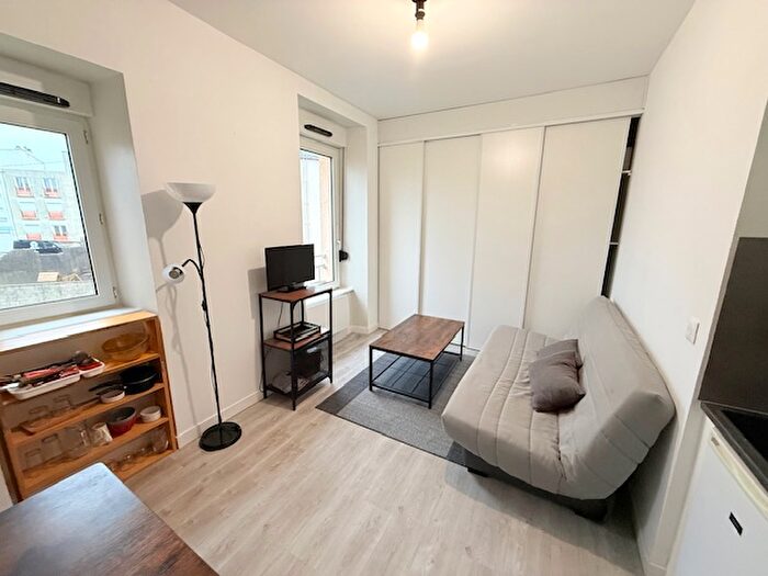 Appartement à louer - Brest, Saint-Marc, Kérampéré - 1 pièce