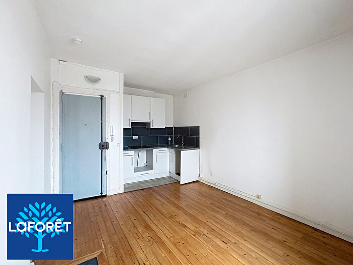 Appartement à vendre - Neuilly-sur-Marne, Bourg ancien, Pré Fleuri, Rives de Neuilly - 2 pièces - 1 chambre