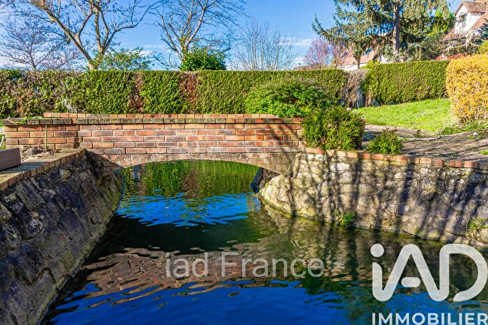 Maison à louer - Maule - 6 pièces - 4 chambres