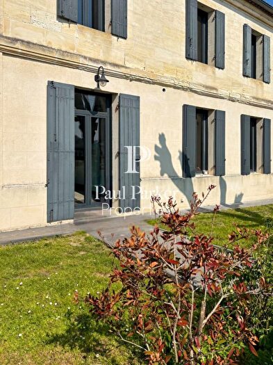 Maison à vendre - Vayres - 9 pièces - 5 chambres