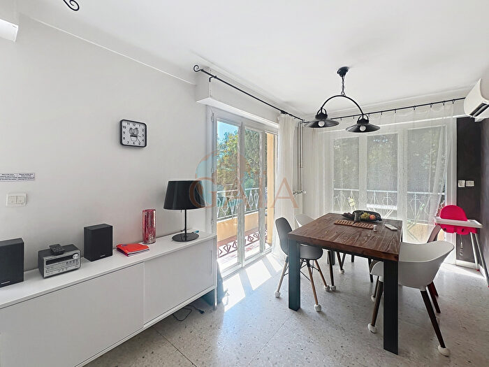 Appartement 2 pièces à Cannes, Croix des Gardes, à vendre