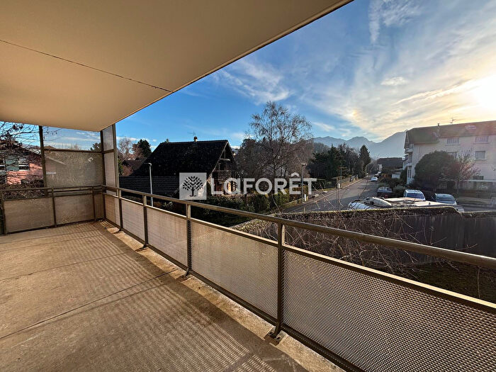 Appartement à vendre - Chambéry, Centre-ville - 3 pièces - 2 chambres