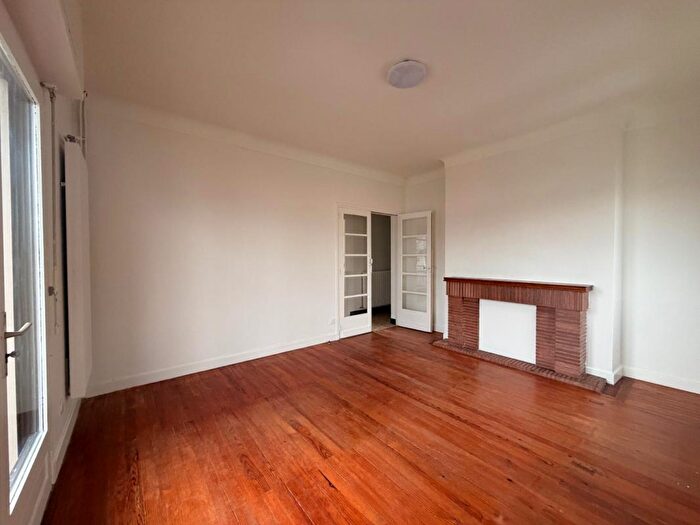 Appartement à louer - Mont-de-Marsan, Bourg-Neuf - 4 pièces - 3 chambres