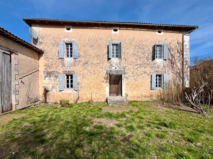 Maison 4 pièces à Petit-Bersac, à vendre