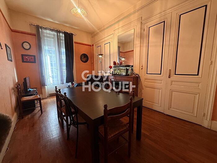 Appartement à vendre - Villeurbanne, Cusset - 3 pièces - 2 chambres