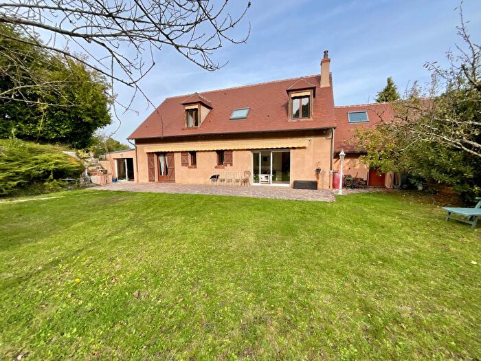 Maison à vendre - Nogent-sur-Oise, Fonds de Nogent - 7 pièces - 5 chambres