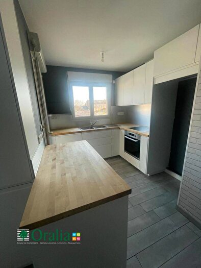 Appartement à louer - Est, Belleville-en-Beaujolais - 2 pièces - 1 chambre