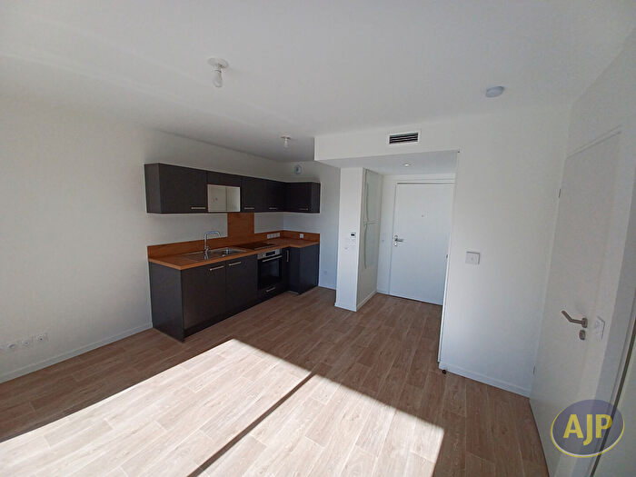 Appartement à louer - Questembert - 2 pièces - 1 chambre