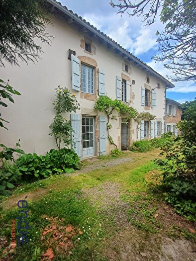 Maison 9 pièces à vendre à Chéronnac
