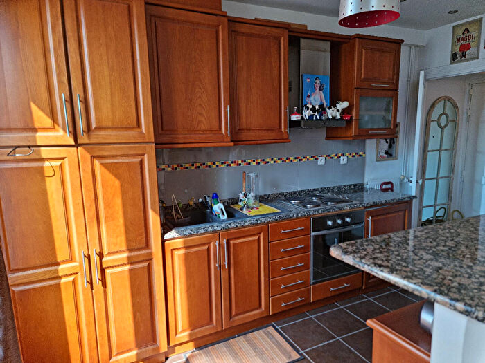 Bezons, Chênes, Val Notre Dame : Appartement 2 pièces à vendre