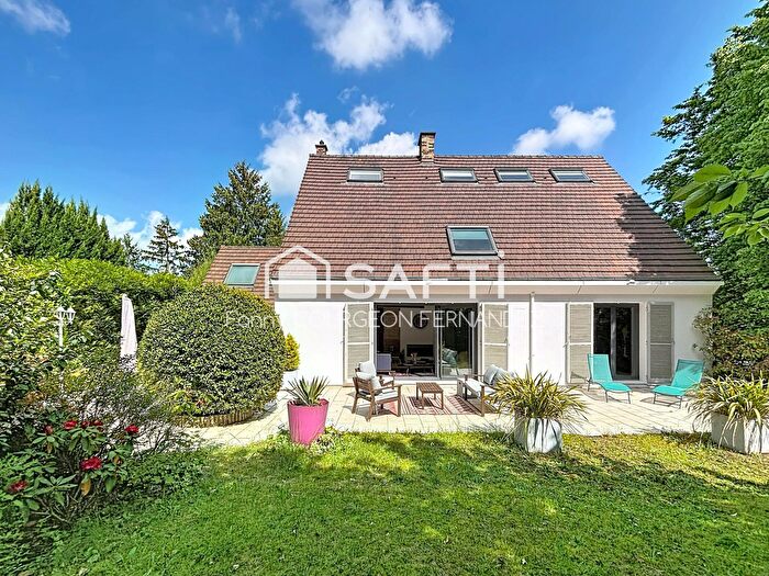 Maison 8 pièces à vendre - Gouvieux