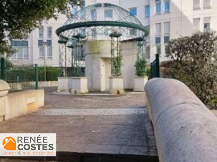Maisons à vendre et appartements à louer - 1