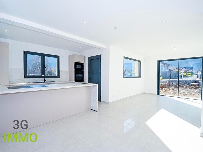 Maison à vendre - Bonneville - 5 pièces - 1 chambre