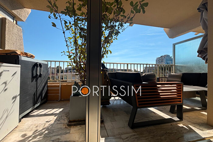 Appartement à vendre - Saint-Laurent-du-Var, Bord de Mer, Port de Plaisance - 1 pièce