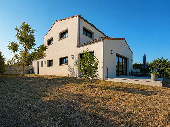 Mornac-sur-Seudre : Maison 4 pièces à vendre