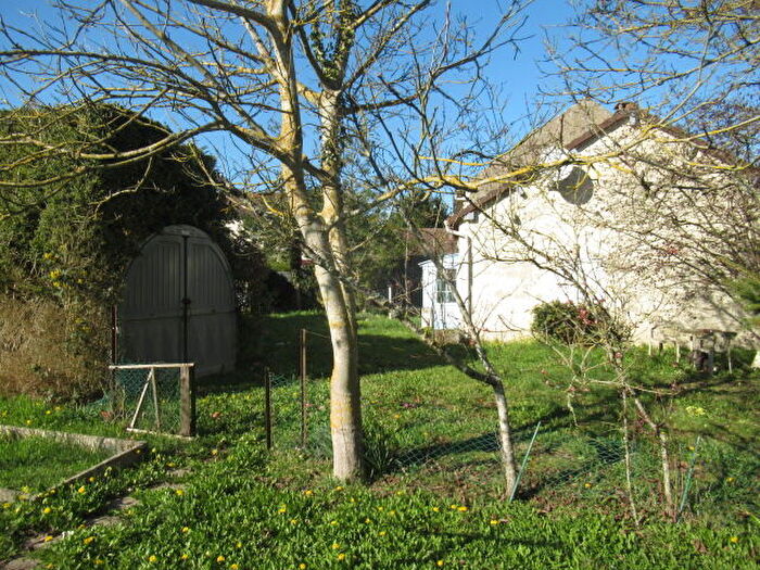 Maison à vendre - Bréval - 2 pièces - 1 chambre