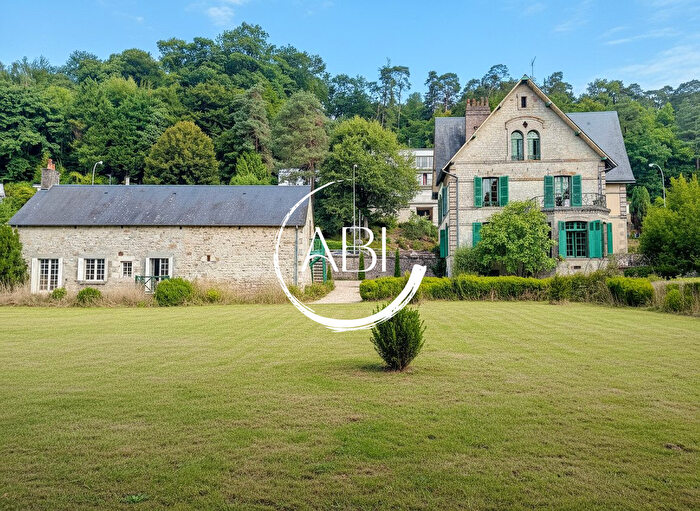 Maison à vendre - Bagnoles-de-lOrne - 11 pièces - 7 chambres