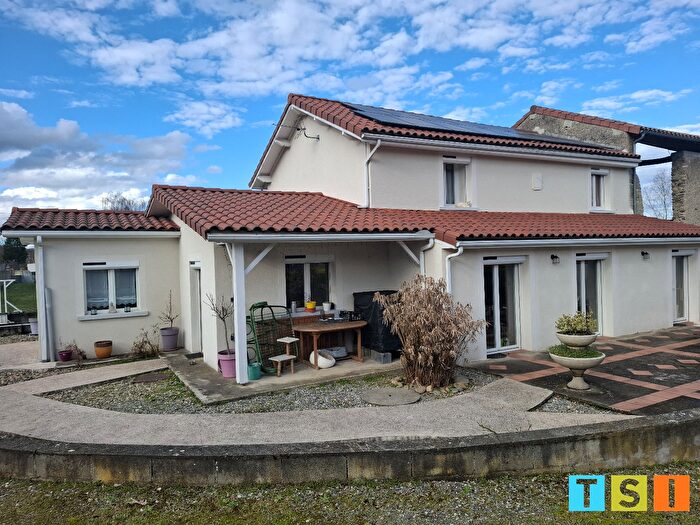 Maison à vendre - Pointis-de-Rivière - 7 pièces - 5 chambres