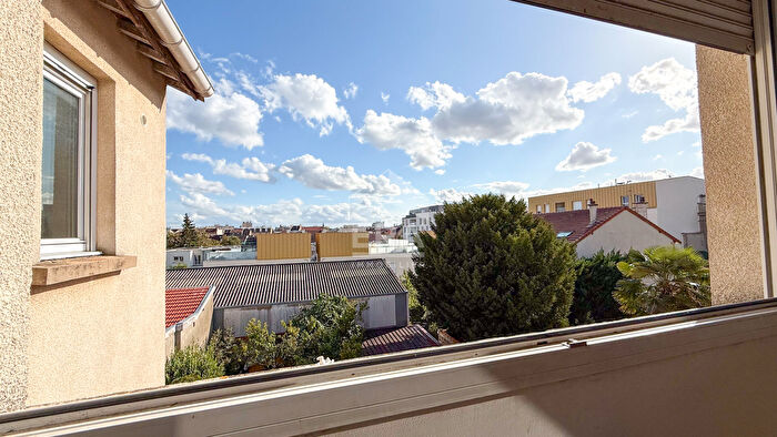 Appartement à louer - Reims, Neufchatel, Orgeval, Laon, Zola - 2 pièces - 1 chambre