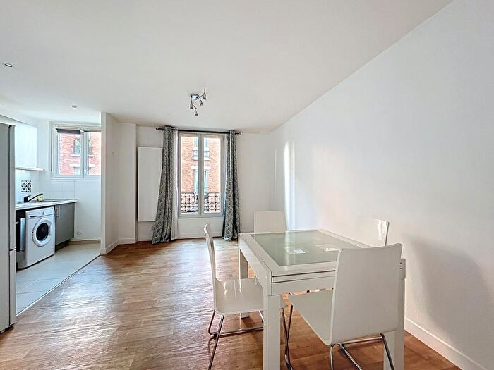 Appartement à louer - Suresnes, Cité Jardins - 2 pièces - 1 chambre