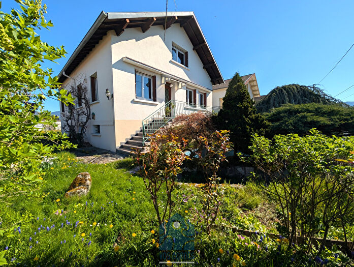 Maison à vendre - Ambert - 6 pièces - 5 chambres