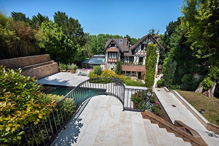 Saint-Maur-des-Fossés, Parc de Saint-Maur : Maison 13 pièces à vendre