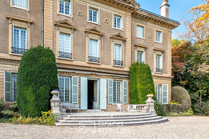 Appartement à vendre - Écully, Centre-ville - 8 pièces - 5 chambres