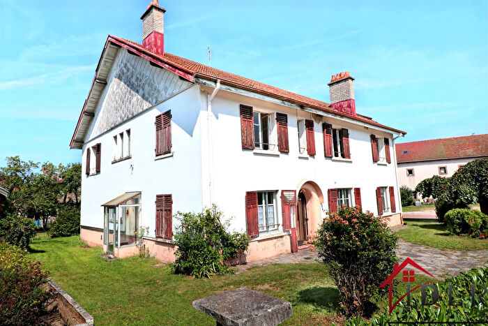 Maison à vendre - Beauménil - 5 pièces - 4 chambres