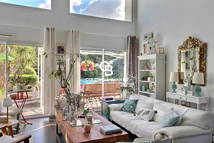 Maison à vendre - Le Barp - 7 pièces - 5 chambres