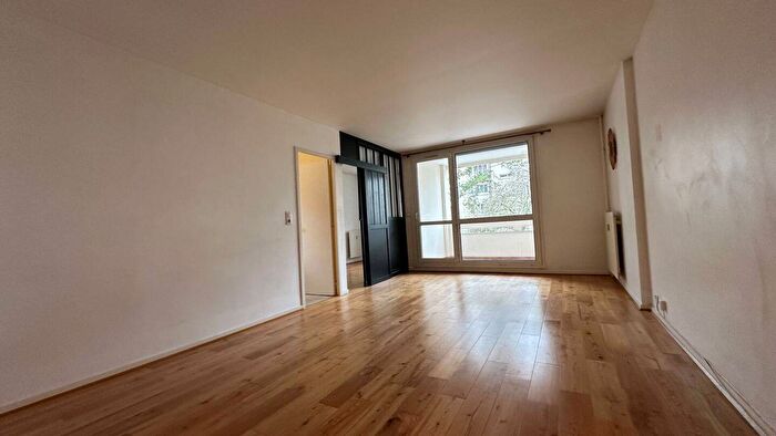 Appartement à louer - Jardins, Compiègne - 4 pièces - 3 chambres