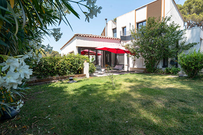 Maison 10 pièces à Cabriès, à vendre