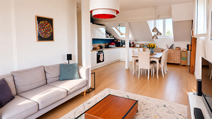 Clamart, Gare : Appartement 3 pièces à vendre