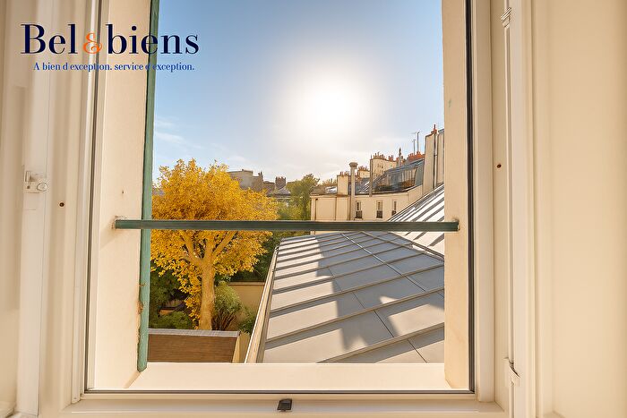 Appartement à vendre - Paris e , Sorbonne, Quartier Latin - 2 pièces - 1 chambre