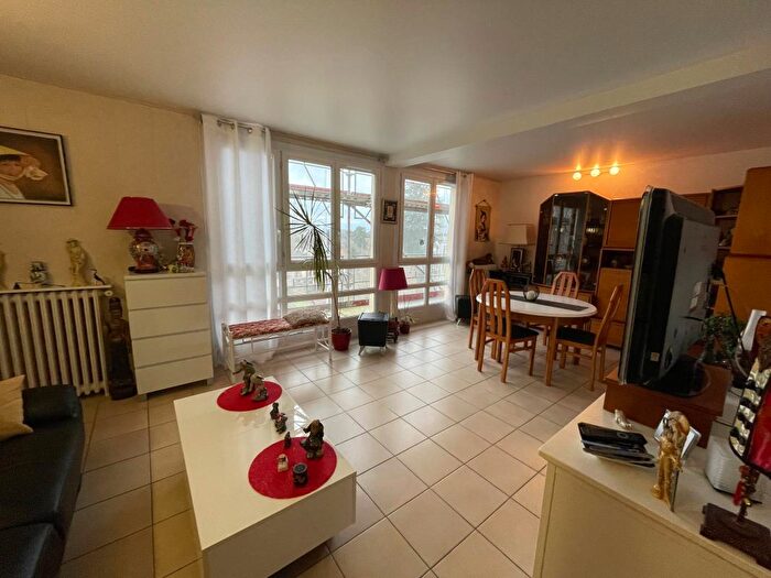 Appartement à vendre - Brunoy, Centre-ville - 3 pièces - 2 chambres