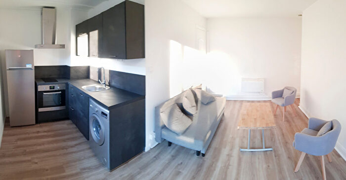 Appartement 4 pièces à Saint-Martin-dHères, Croizat, à louer