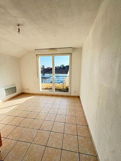 Appartement à louer - Houvergarten-Centre Ville, Creutzwald - 2 pièces - 1 chambre