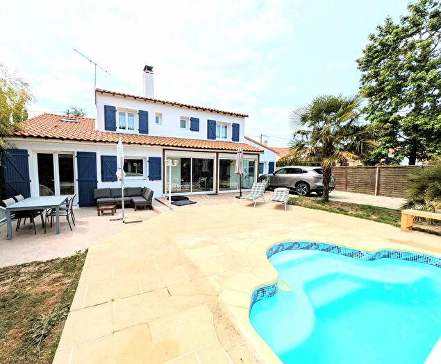 Maison à vendre - La Chevrolière - 6 pièces - 4 chambres