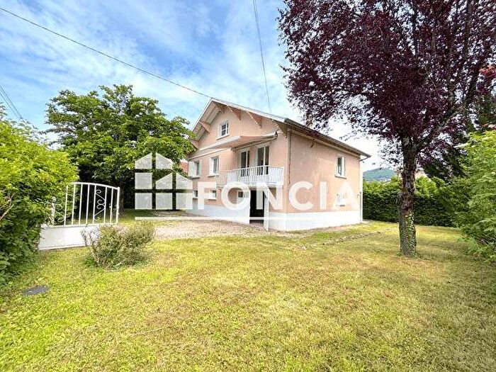 Maison à louer - Coublevie - 5 pièces - 3 chambres