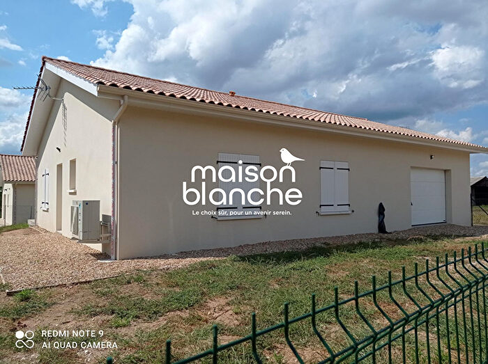 Maison à louer - La Roche-Chalais - 4 pièces - 3 chambres