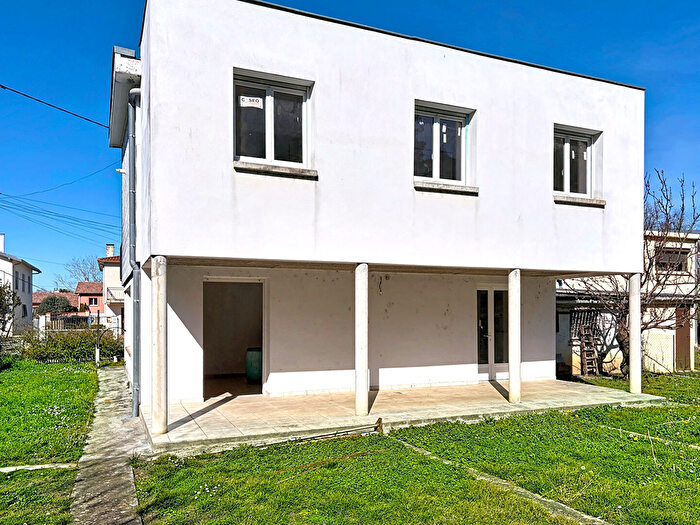 Maison à vendre - Pamiers, Lafitte, Les Usines, Jeu du Mail, La Plaine - 5 pièces - 4 chambres